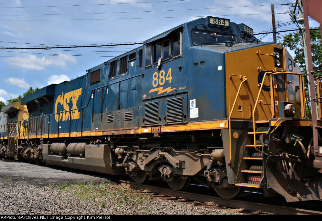 CSX 884